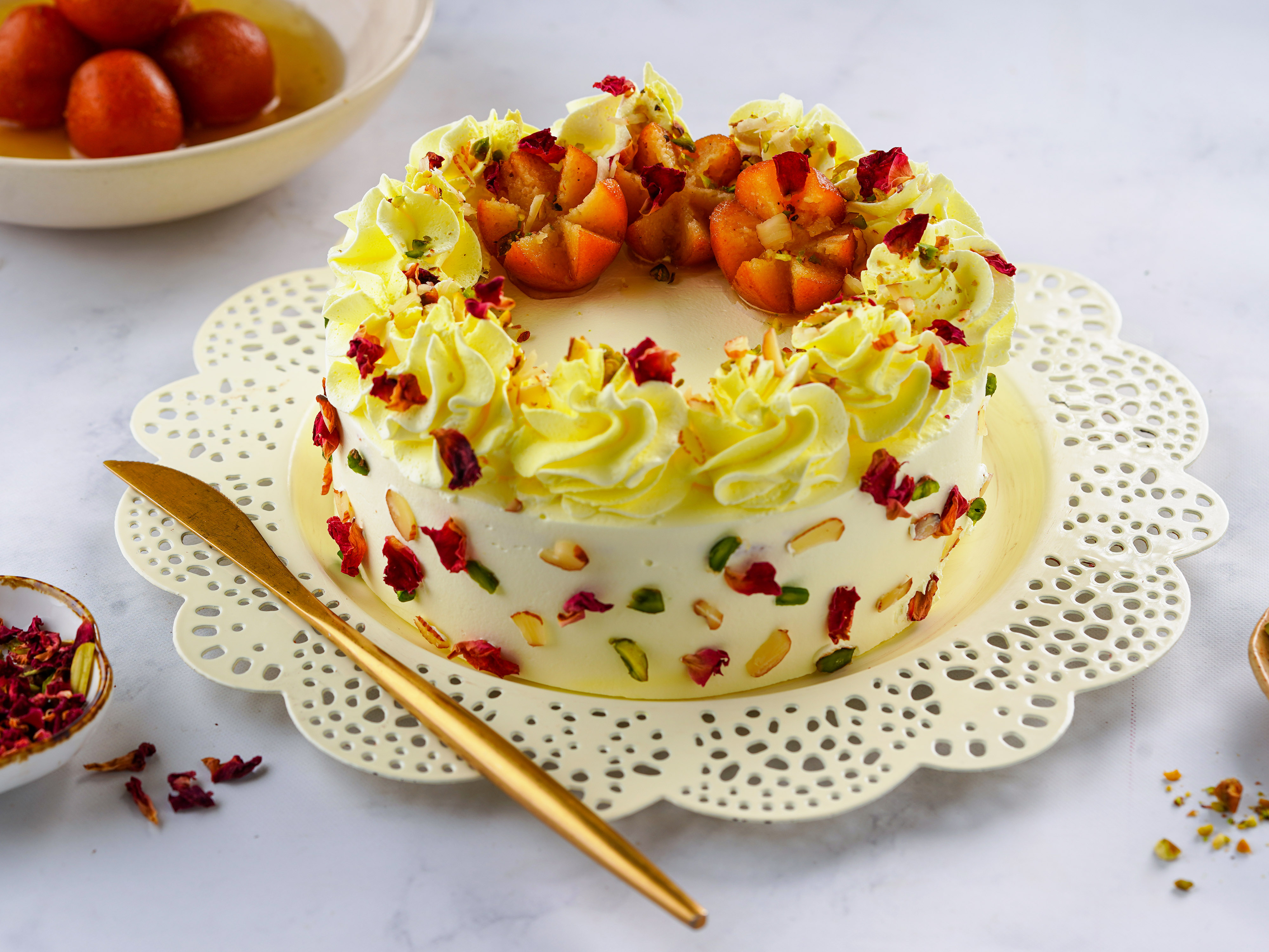 Save upto 20% on Gulab Jamun Vanilla Mini Cake around Kokapet ...