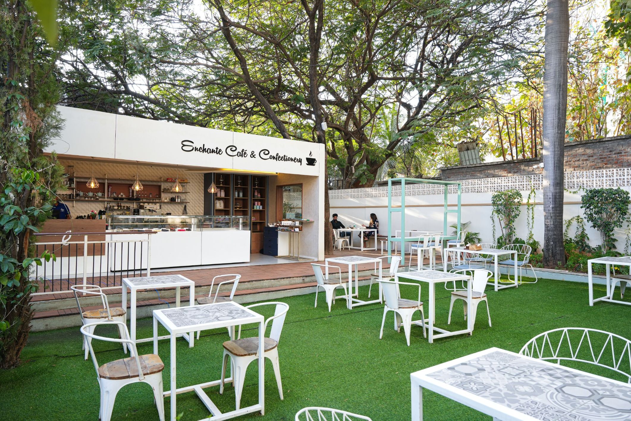 Enchante Cafe & Confectionery.